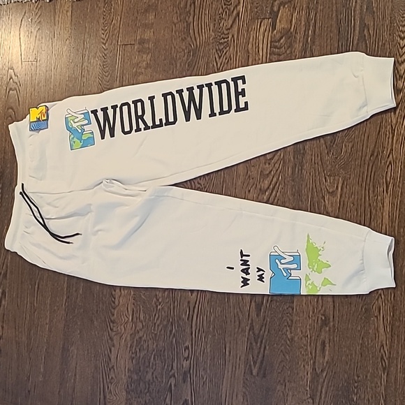 MTV | Pants & Jumpsuits | Mtv Worldwide I Want My Mtv Large White Blue ...
